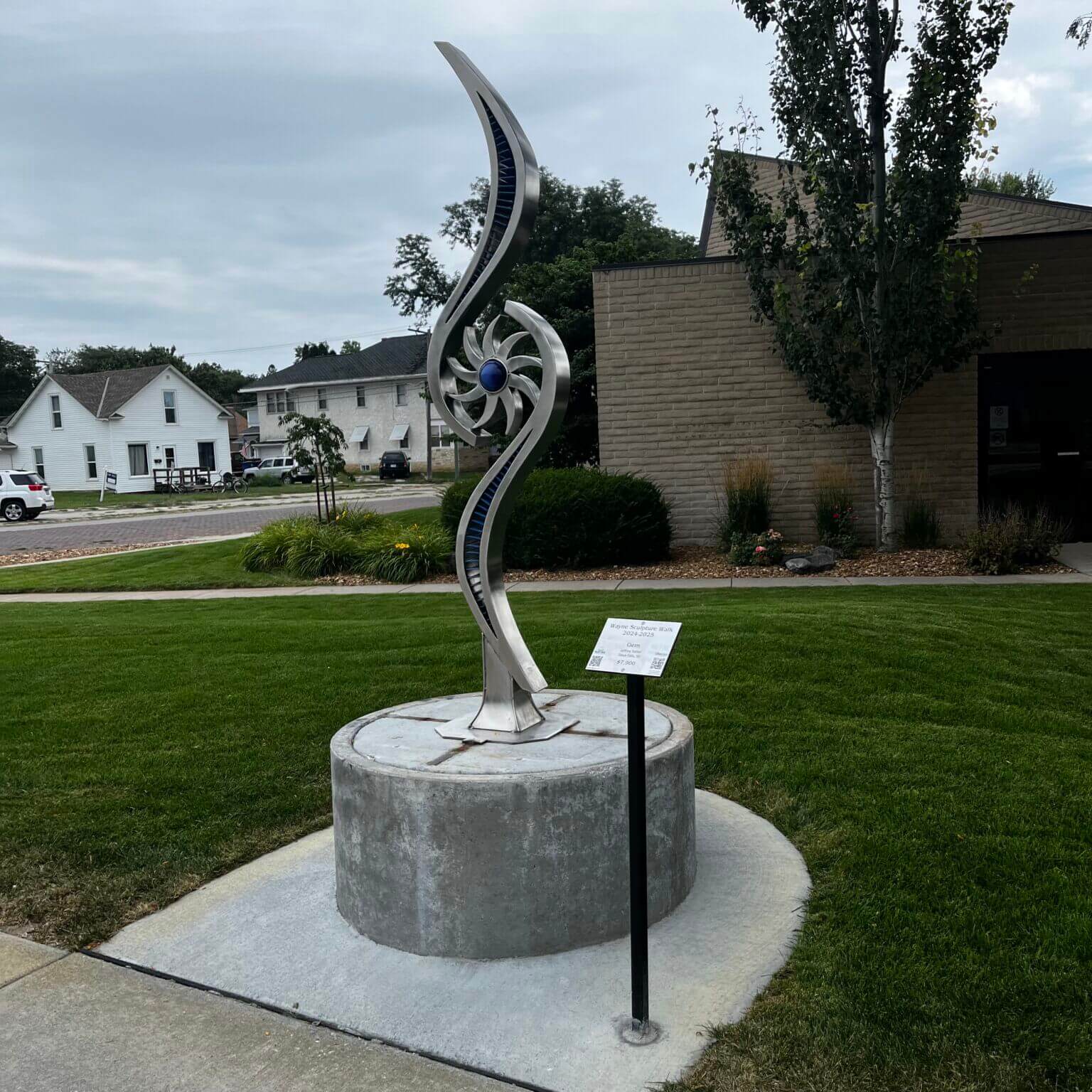 Sculpture Walk - Wayne America